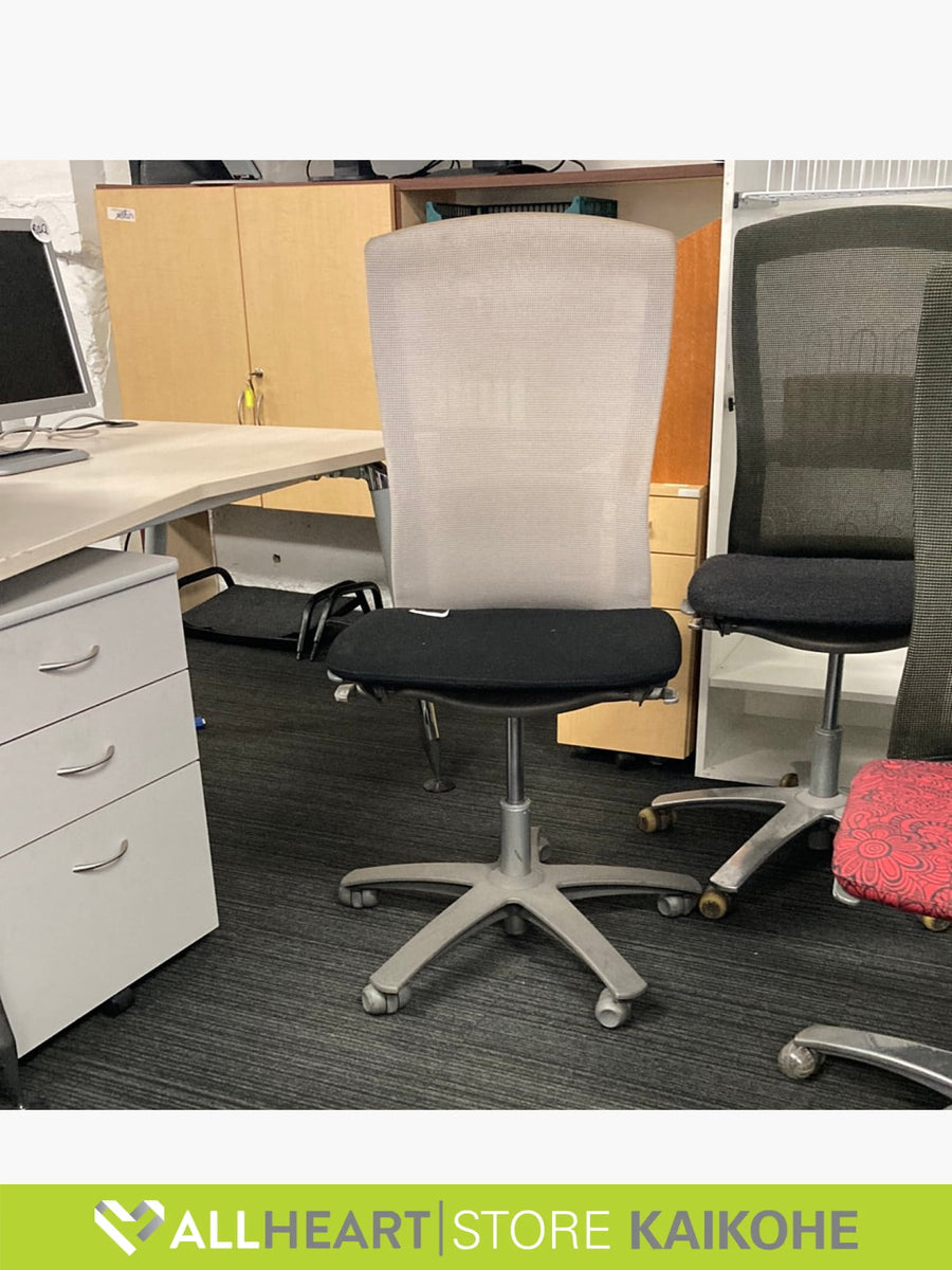 All Heart Store Kaikohe - 'Life' Office Chair - White Back